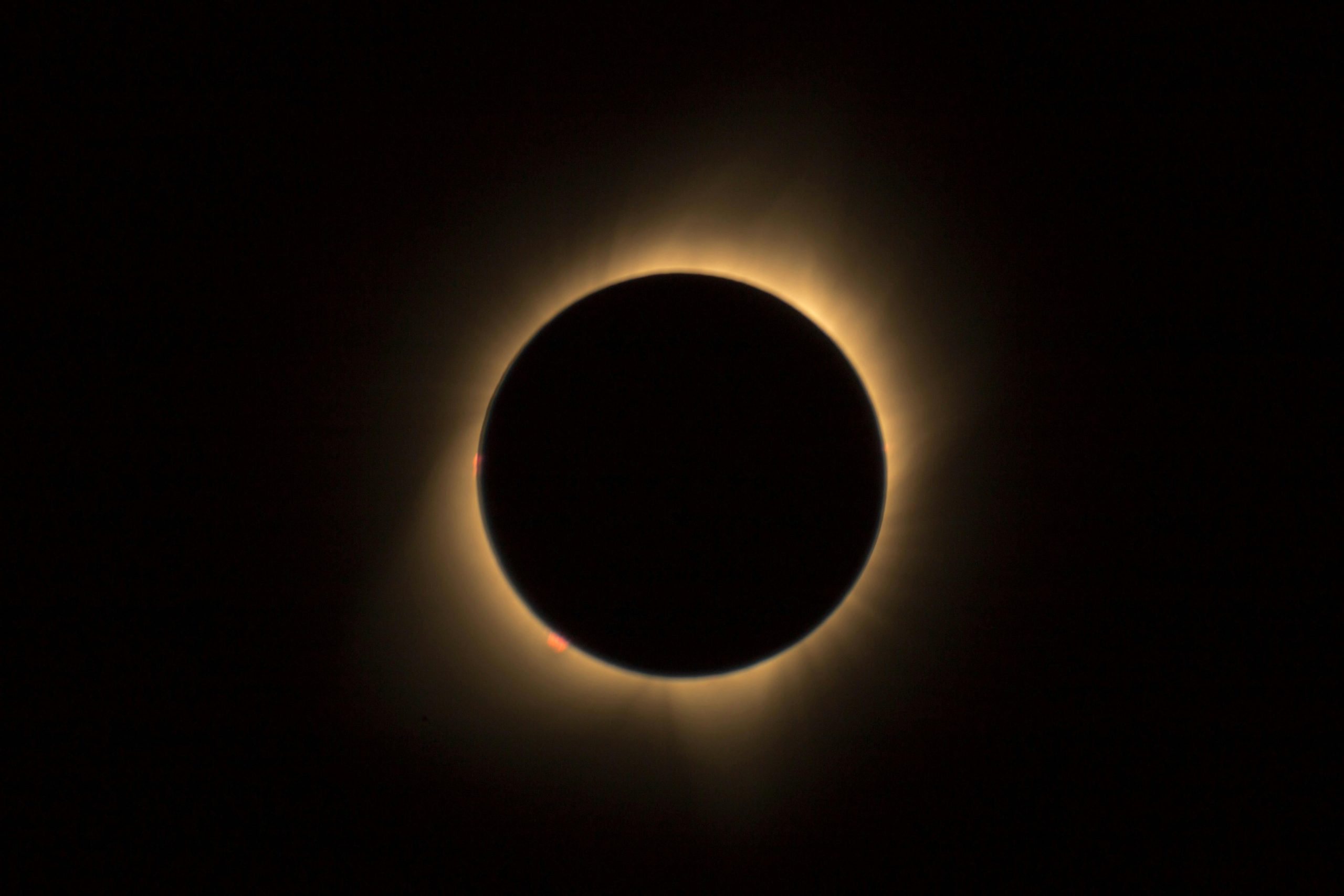 Camera Settings for Solar Eclipse Photography | Complete Guide